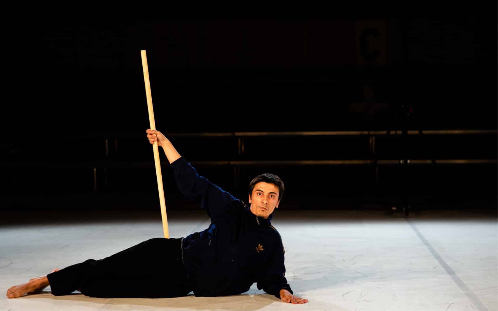 Darragh McLoughlin joue son spectacle à Paris - circusnext - European ...